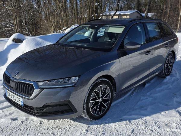 Pelēks Skoda Octavia 2023 Viļņa, ar dzinēja tilpumu 1.50 L un nobraukumu 209 tūkst. km par 16500 €, foto 2 vietnē AUTOMOTO.COM.LV