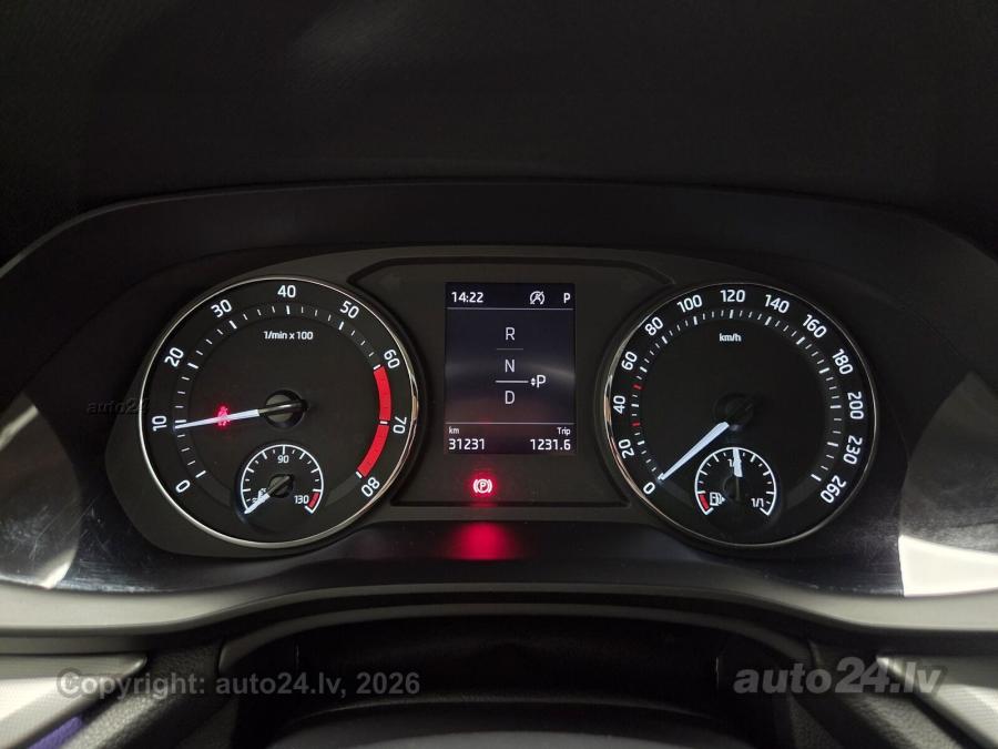 Pelēks Skoda Octavia 2023 Tallina, ar dzinēja tilpumu 1.50 L un nobraukumu 31 tūkst. km par 22900 €, foto 16 vietnē AUTOMOTO.COM.LV