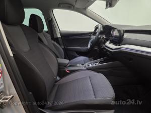 Pelēks Skoda Octavia 2023 Tallina, ar dzinēja tilpumu 1.50 L un nobraukumu 31 tūkst. km par 22900 €, foto 18 vietnē AUTOMOTO.COM.LV
