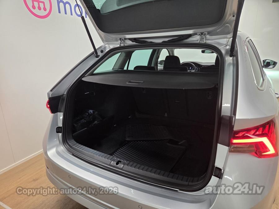 Pelēks Skoda Octavia 2023 Tallina, ar dzinēja tilpumu 1.50 L un nobraukumu 31 tūkst. km par 22900 €, foto 21 vietnē AUTOMOTO.COM.LV