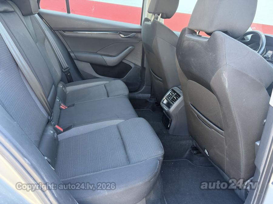 Pelēks Skoda Octavia 2023 Viljandi, ar dzinēja tilpumu 2.00 L un nobraukumu 99 tūkst. km par 18990 €, foto 10 vietnē AUTOMOTO.COM.LV
