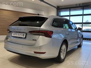 Grey Skoda Octavia 2023 in Riga, with an engine capacity of 1.00 L and mileage of 114 thousand km for 16990 €, photo 7 on AUTOMOTO.COM.LV