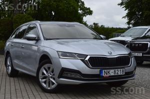 Grey Skoda Octavia 2023 in Tukums, with an engine capacity of 1.50 L and mileage of 72 thousand km for 18695 €, photo 4 on AUTOMOTO.COM.LV