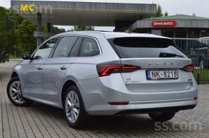 Grey Skoda Octavia 2023 in Tukums, with an engine capacity of 1.50 L and mileage of 72 thousand km for 18695 €, photo 5 on AUTOMOTO.COM.LV