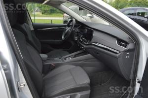Grey Skoda Octavia 2023 in Tukums, with an engine capacity of 1.50 L and mileage of 72 thousand km for 18695 €, photo 12 on AUTOMOTO.COM.LV