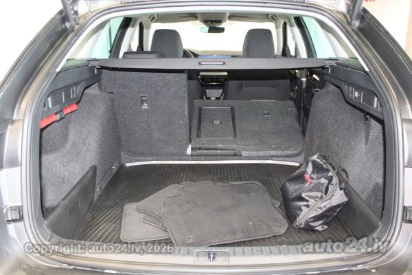 Grey Skoda Octavia 2023 in Tallinn, with an engine capacity of 1.50 L and mileage of 98 thousand km for 21490 €, photo 10 on AUTOMOTO.COM.LV