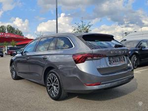Grey Skoda Octavia 2023 in Vilnius, with an engine capacity of 1.97 L and mileage of 191 thousand km for 14900 €, photo 6 on AUTOMOTO.COM.LV