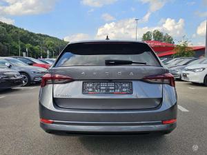 Grey Skoda Octavia 2023 in Vilnius, with an engine capacity of 1.97 L and mileage of 191 thousand km for 14900 €, photo 7 on AUTOMOTO.COM.LV