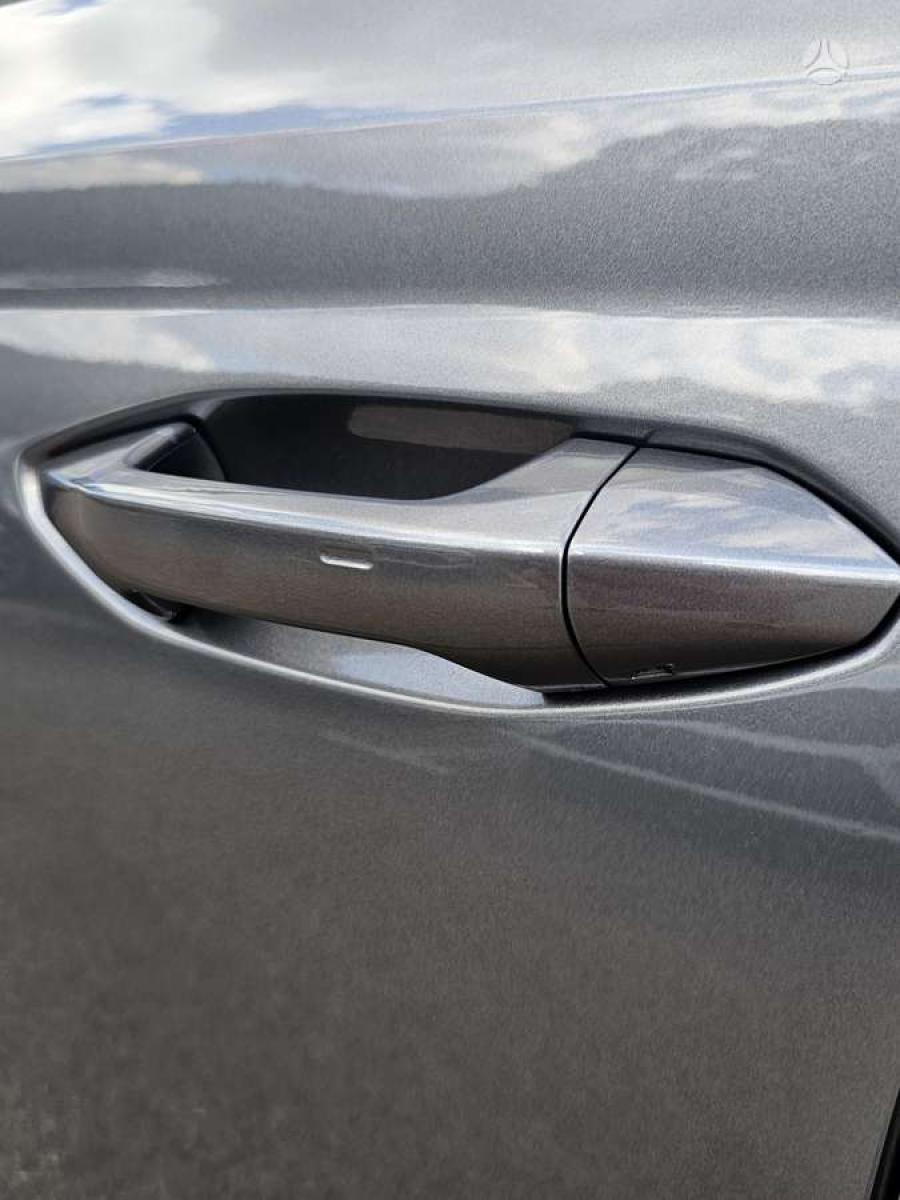 Grey Skoda Octavia 2023 in Vilnius, with an engine capacity of 1.97 L and mileage of 191 thousand km for 14900 €, photo 16 on AUTOMOTO.COM.LV