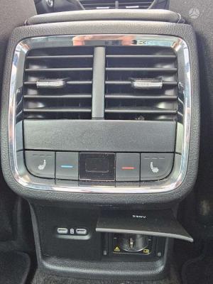 Grey Skoda Octavia 2023 in Vilnius, with an engine capacity of 1.97 L and mileage of 191 thousand km for 14900 €, photo 21 on AUTOMOTO.COM.LV