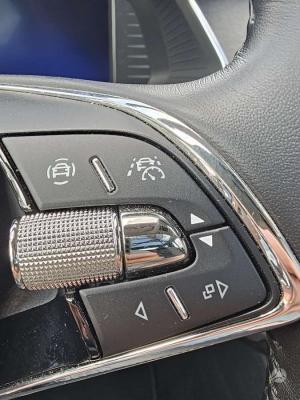Grey Skoda Octavia 2023 in Vilnius, with an engine capacity of 1.97 L and mileage of 191 thousand km for 14900 €, photo 35 on AUTOMOTO.COM.LV