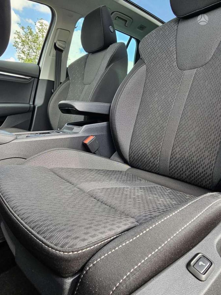 Grey Skoda Octavia 2023 in Vilnius, with an engine capacity of 1.97 L and mileage of 191 thousand km for 14900 €, photo 37 on AUTOMOTO.COM.LV