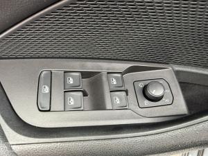 Grey Skoda Octavia 2023 in Vilnius, with an engine capacity of 2.00 L and mileage of 203 thousand km for 16500 €, photo 21 on AUTOMOTO.COM.LV
