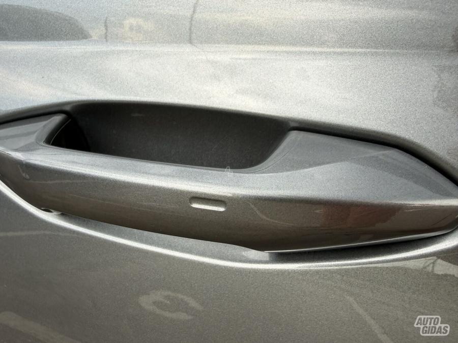 Grey Skoda Octavia 2023 in Vilnius, with an engine capacity of 2.00 L and mileage of 203 thousand km for 16500 €, photo 24 on AUTOMOTO.COM.LV