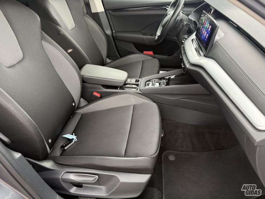 Grey Skoda Octavia 2023 in Vilnius, with an engine capacity of 2.00 L and mileage of 203 thousand km for 16500 €, photo 27 on AUTOMOTO.COM.LV