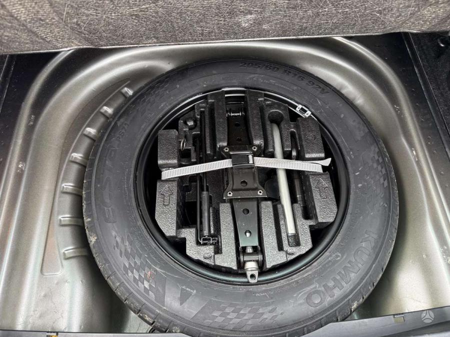 Pelēks Skoda Octavia 2023 Viļņa, ar dzinēja tilpumu 0.00 L un nobraukumu 203 tūkst. km par 16500 €, foto 14 vietnē AUTOMOTO.COM.LV