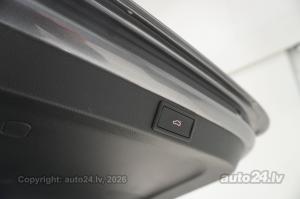 Pelēks Skoda Octavia 2023 Tallina, ar dzinēja tilpumu 1.50 L un nobraukumu 94 tūkst. km par 21900 €, foto 9 vietnē AUTOMOTO.COM.LV