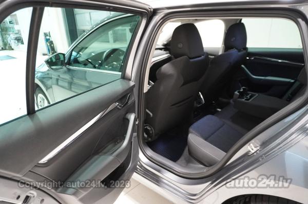 Grey Skoda Octavia 2023 in Tallinn, with an engine capacity of 1.50 L and mileage of 94 thousand km for 21900 €, photo 10 on AUTOMOTO.COM.LV