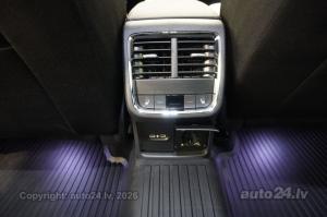 Pelēks Skoda Octavia 2023 Tallina, ar dzinēja tilpumu 1.50 L un nobraukumu 94 tūkst. km par 21900 €, foto 13 vietnē AUTOMOTO.COM.LV