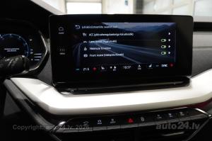 Pelēks Skoda Octavia 2023 Tallina, ar dzinēja tilpumu 1.50 L un nobraukumu 94 tūkst. km par 21900 €, foto 21 vietnē AUTOMOTO.COM.LV