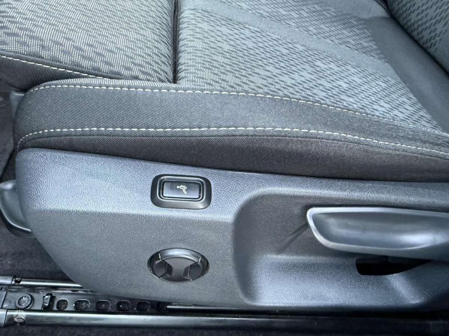 Pelēks Skoda Octavia 2023 Viļņa, ar dzinēja tilpumu 1.97 L un nobraukumu 200 tūkst. km par 14499 €, foto 24 vietnē AUTOMOTO.COM.LV