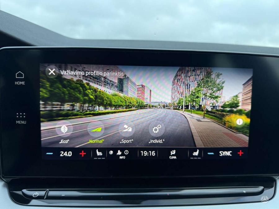 Pelēks Skoda Octavia 2023 Viļņa, ar dzinēja tilpumu 1.97 L un nobraukumu 200 tūkst. km par 14499 €, foto 27 vietnē AUTOMOTO.COM.LV