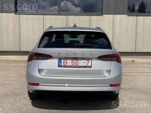 Grey Skoda Octavia 2023 in Riga, with an engine capacity of 2.00 L and mileage of 170 thousand km for 14990 €, photo 6 on AUTOMOTO.COM.LV