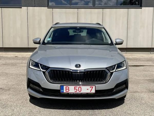 Grey Skoda Octavia 2023 in Sigulda, with an engine capacity of 2.00 L and mileage of 170 thousand km for 14990 €, photo 2 on AUTOMOTO.COM.LV