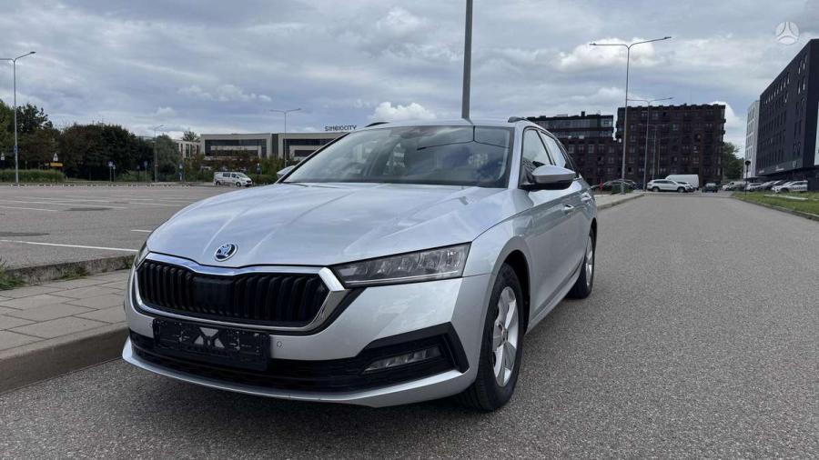 Grey Skoda Octavia 2023 in Vilnius, with an engine capacity of 1.97 L and mileage of 180 thousand km for 14100 €, photo 1 on AUTOMOTO.COM.LV