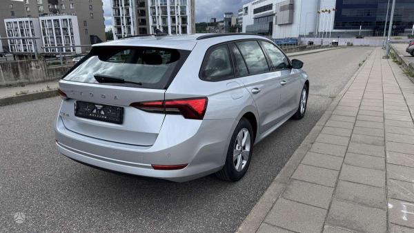 Grey Skoda Octavia 2023 in Vilnius, with an engine capacity of 1.97 L and mileage of 180 thousand km for 14100 €, photo 5 on AUTOMOTO.COM.LV
