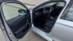 Grey Skoda Octavia 2023 in Vilnius, with an engine capacity of 1.97 L and mileage of 180 thousand km for 14100 €, photo 12 on AUTOMOTO.COM.LV
