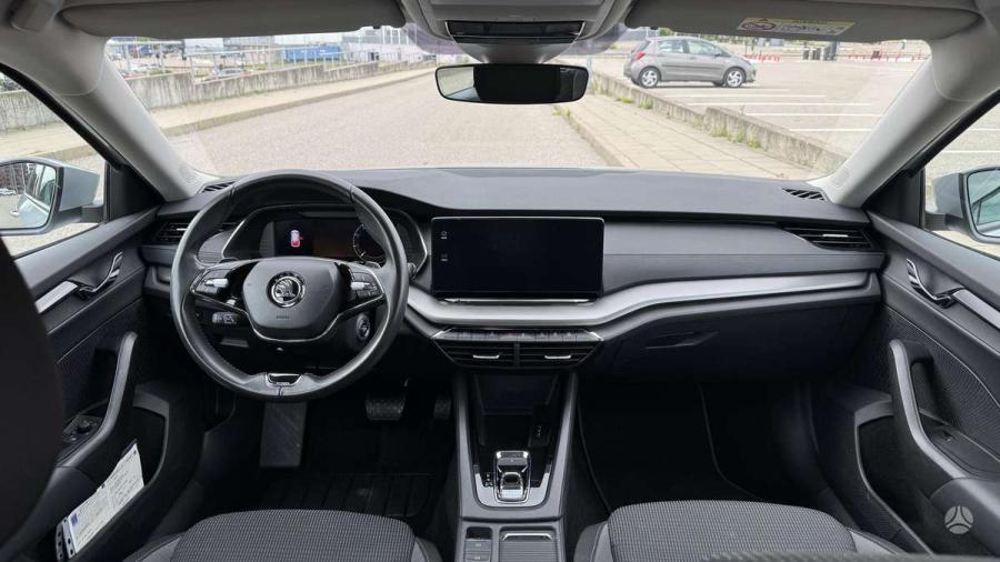 Grey Skoda Octavia 2023 in Vilnius, with an engine capacity of 1.97 L and mileage of 180 thousand km for 14100 €, photo 14 on AUTOMOTO.COM.LV