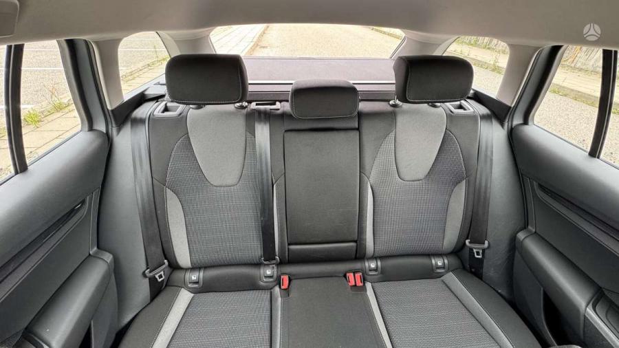 Grey Skoda Octavia 2023 in Vilnius, with an engine capacity of 1.97 L and mileage of 180 thousand km for 14100 €, photo 15 on AUTOMOTO.COM.LV
