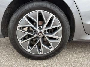 Grey Skoda Octavia 2023 in Vilnius, with an engine capacity of 0.00 L and mileage of 203 thousand km for 16500 €, photo 25 on AUTOMOTO.COM.LV