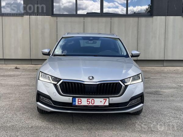 Grey Skoda Octavia 2023 in Riga, with an engine capacity of 2.00 L and mileage of 172 thousand km for 15990 €, photo 3 on AUTOMOTO.COM.LV
