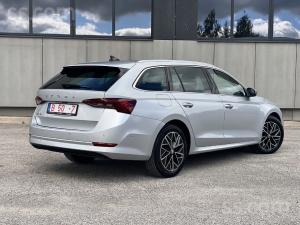 Grey Skoda Octavia 2023 in Riga, with an engine capacity of 2.00 L and mileage of 172 thousand km for 15990 €, photo 7 on AUTOMOTO.COM.LV