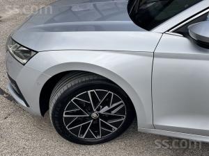 Grey Skoda Octavia 2023 in Riga, with an engine capacity of 2.00 L and mileage of 172 thousand km for 15990 €, photo 14 on AUTOMOTO.COM.LV