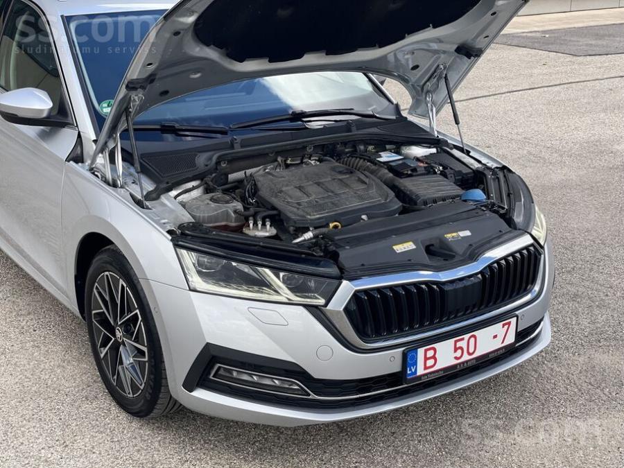 Grey Skoda Octavia 2023 in Riga, with an engine capacity of 2.00 L and mileage of 172 thousand km for 15990 €, photo 15 on AUTOMOTO.COM.LV
