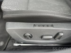 Grey Skoda Octavia 2023 in Riga, with an engine capacity of 2.00 L and mileage of 172 thousand km for 15990 €, photo 26 on AUTOMOTO.COM.LV