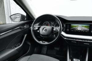 Pelēks Skoda Octavia 2023 Rīga, ar dzinēja tilpumu 1.50 L un nobraukumu 66 tūkst. km par 19900 €, foto 22 vietnē AUTOMOTO.COM.LV