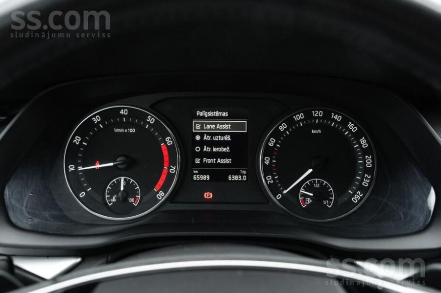 Pelēks Skoda Octavia 2023 Rīga, ar dzinēja tilpumu 1.50 L un nobraukumu 66 tūkst. km par 19900 €, foto 11 vietnē AUTOMOTO.COM.LV