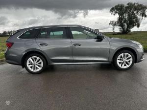 Grey Skoda Octavia 2023 in Vilkaviskis, with an engine capacity of 1.97 L and mileage of 112 thousand km for 16600 €, photo 5 on AUTOMOTO.COM.LV