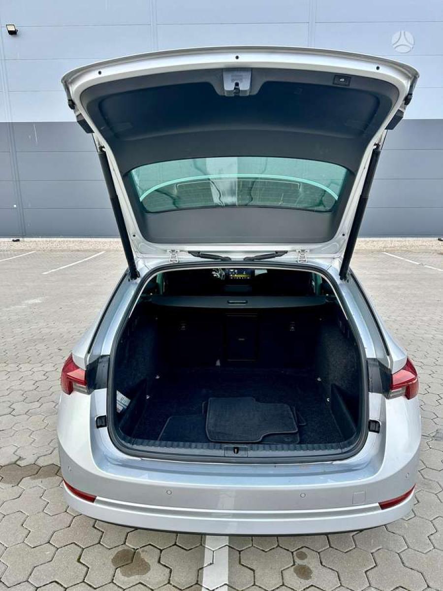 Pelēks Skoda Octavia 2023 Kauņa, ar dzinēja tilpumu 1.97 L un nobraukumu 147 tūkst. km par 17250 €, foto 18 vietnē AUTOMOTO.COM.LV