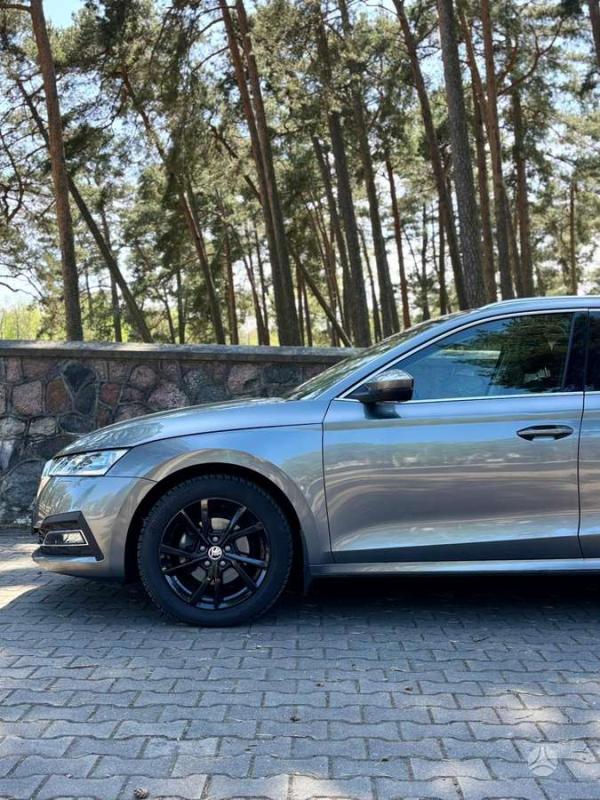 Pelēks Skoda Octavia 2023 Klaipėda, ar dzinēja tilpumu 1.00 L un nobraukumu 34 tūkst. km par 19990 €, foto 4 vietnē AUTOMOTO.COM.LV
