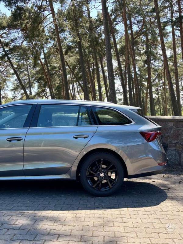 Pelēks Skoda Octavia 2023 Klaipėda, ar dzinēja tilpumu 1.00 L un nobraukumu 34 tūkst. km par 19990 €, foto 6 vietnē AUTOMOTO.COM.LV