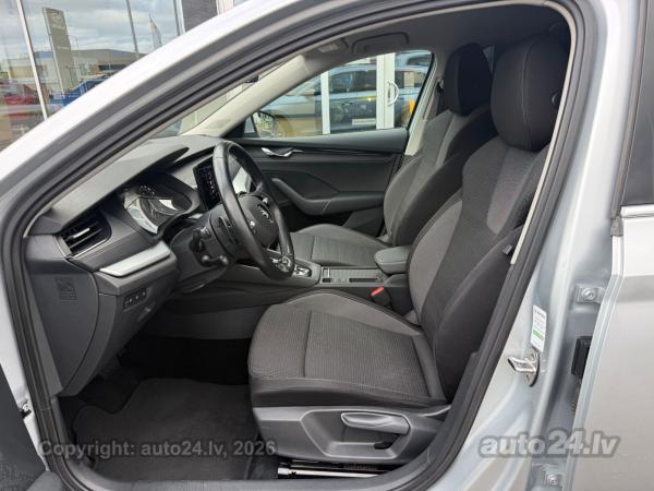 Grey Skoda Octavia 2023 in Johvi, with an engine capacity of 2.00 L and mileage of 105 thousand km for 20900 €, photo 8 on AUTOMOTO.COM.LV