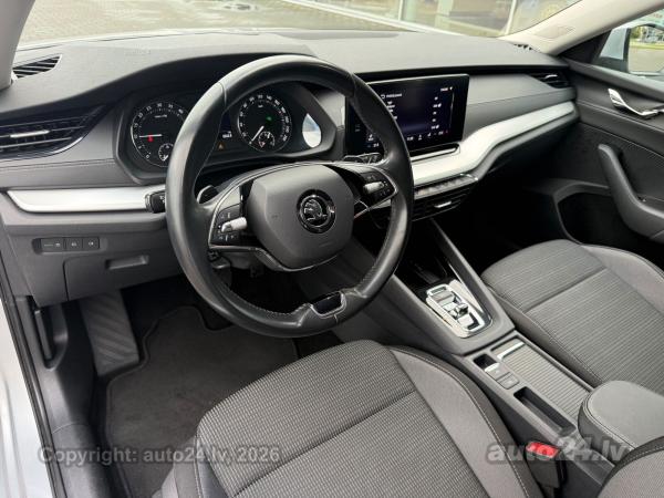 Grey Skoda Octavia 2023 in Johvi, with an engine capacity of 2.00 L and mileage of 105 thousand km for 20900 €, photo 9 on AUTOMOTO.COM.LV