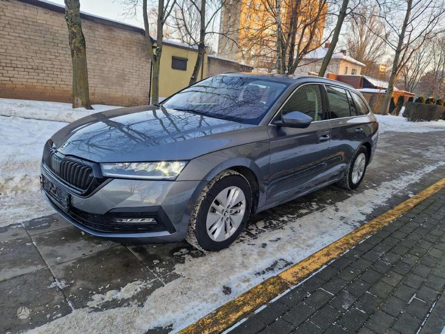 Grey Skoda Octavia 2024 in Kaunas, with an engine capacity of 1.49 L and mileage of 50 thousand km for 17500 €, photo 8 on AUTOMOTO.COM.LV