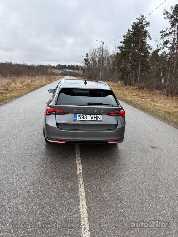 Grey Skoda Octavia 2024 in Keila, with an engine capacity of 2.00 L and mileage of 31 thousand km for 26499 €, photo 4 on AUTOMOTO.COM.LV