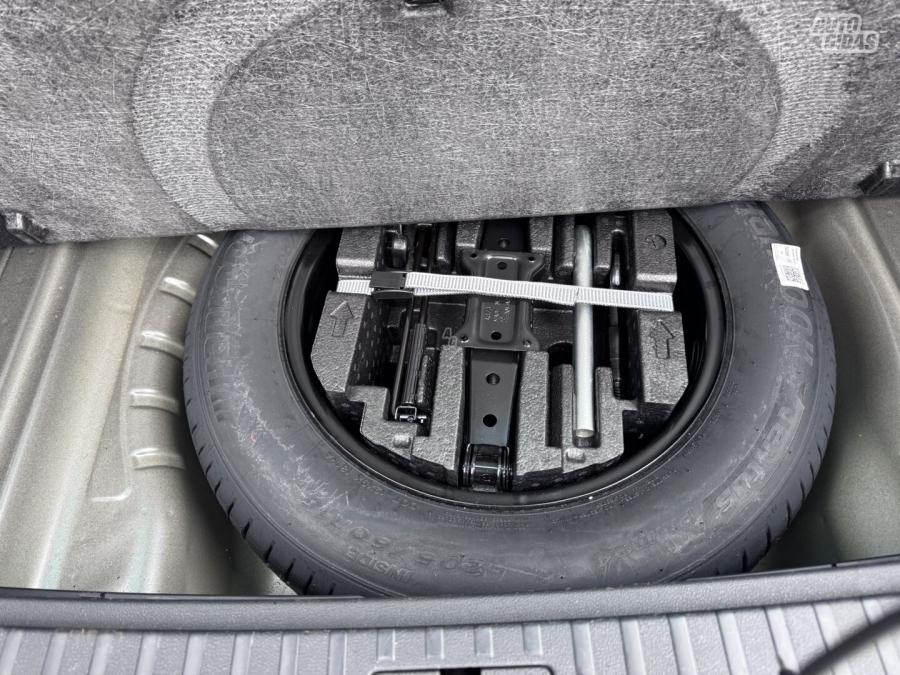 Pelēks Skoda Octavia 2024 Avižieniai, ar dzinēja tilpumu 1.50 L un nobraukumu 27 tūkst. km par 22500 €, foto 11 vietnē AUTOMOTO.COM.LV